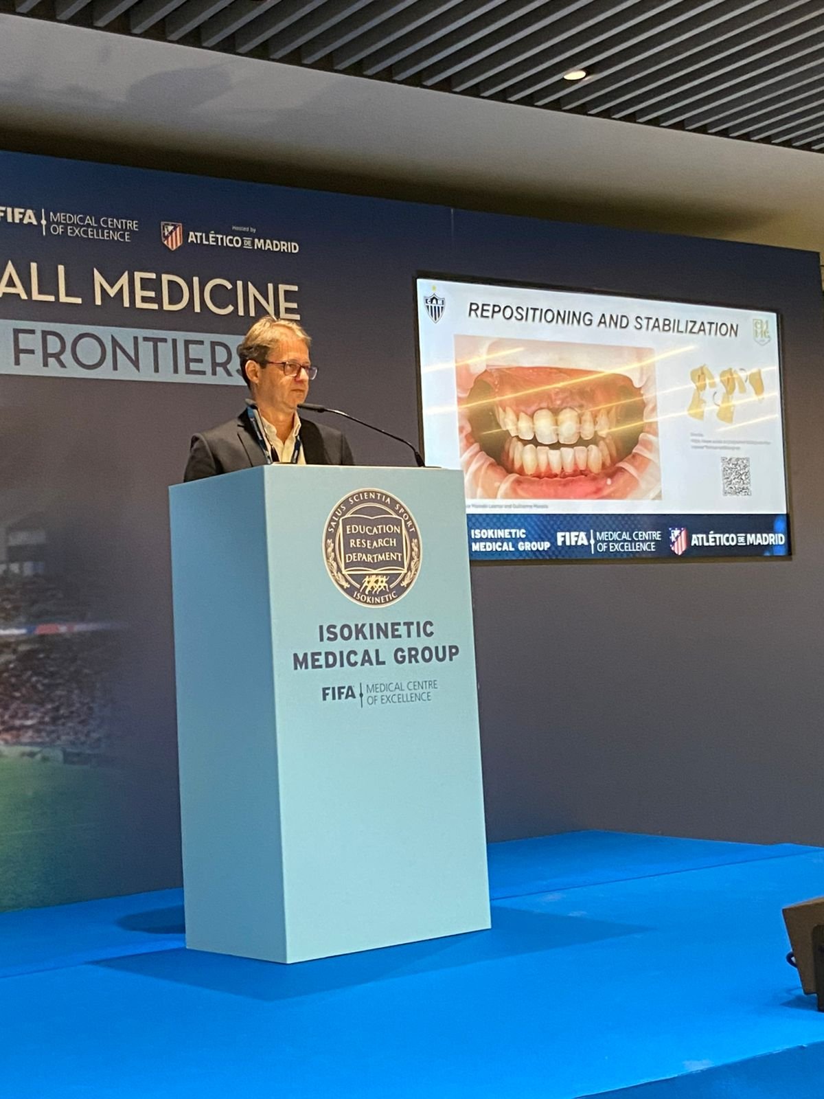 Professor Marcelo Lasmar representa CMMG em Congresso